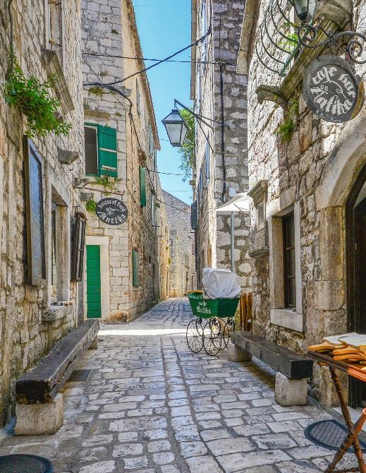 Visit Stari Grad | Stari Grad